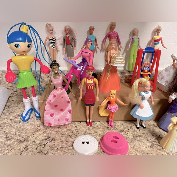 Other | Vintage Mcdonalds Happy Meal Barbies And Princess Betty ...